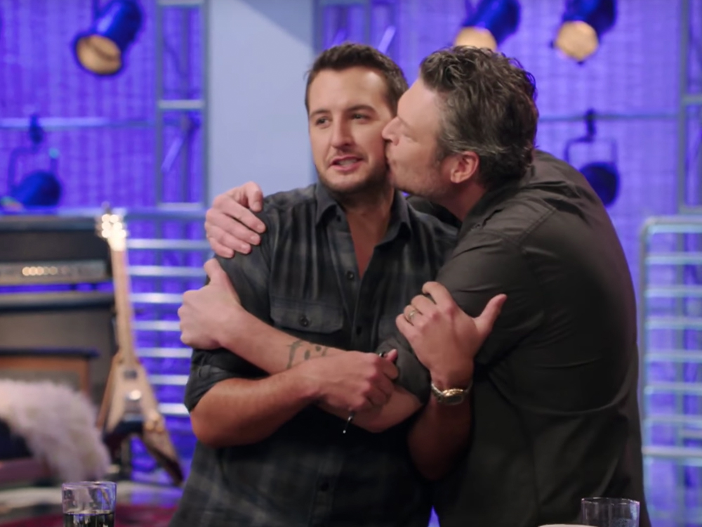 Watch Coach Blake Shelton and Mentor Luke Bryan Spread the Love During ...